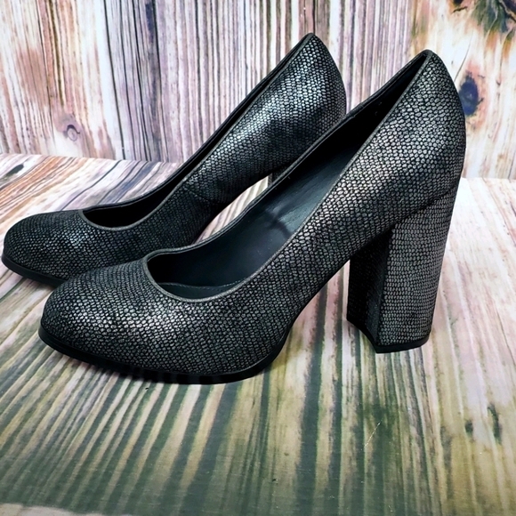 Isola | Shoes | Isola Hayley Black Silver Metallic Soft Block Heel ...